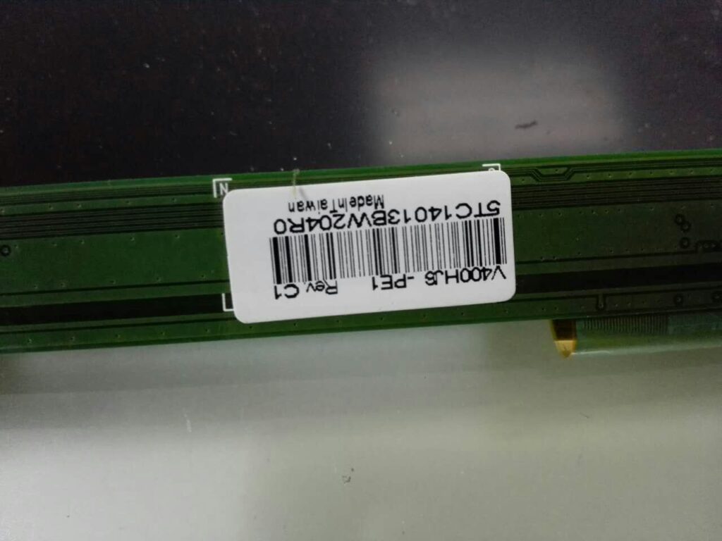 LCD screen 40 inch Qimei half black screen fault-bonding machine repair ...